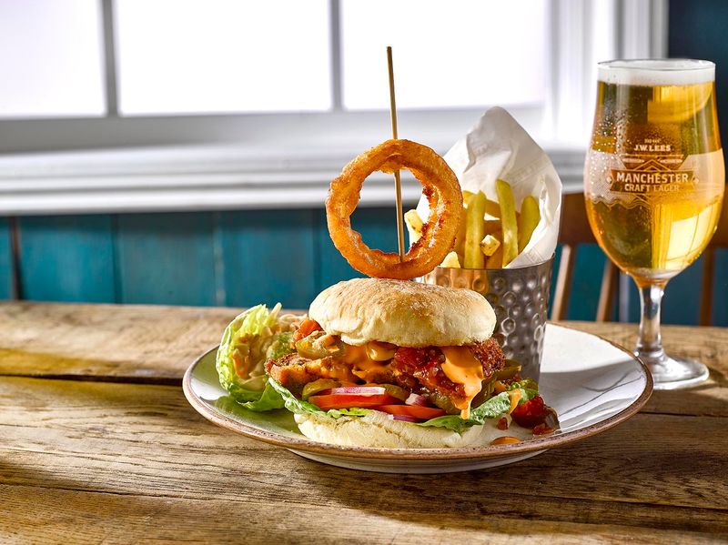 Craigside Manor Llandudno Hotel & Pub with Seaside Views